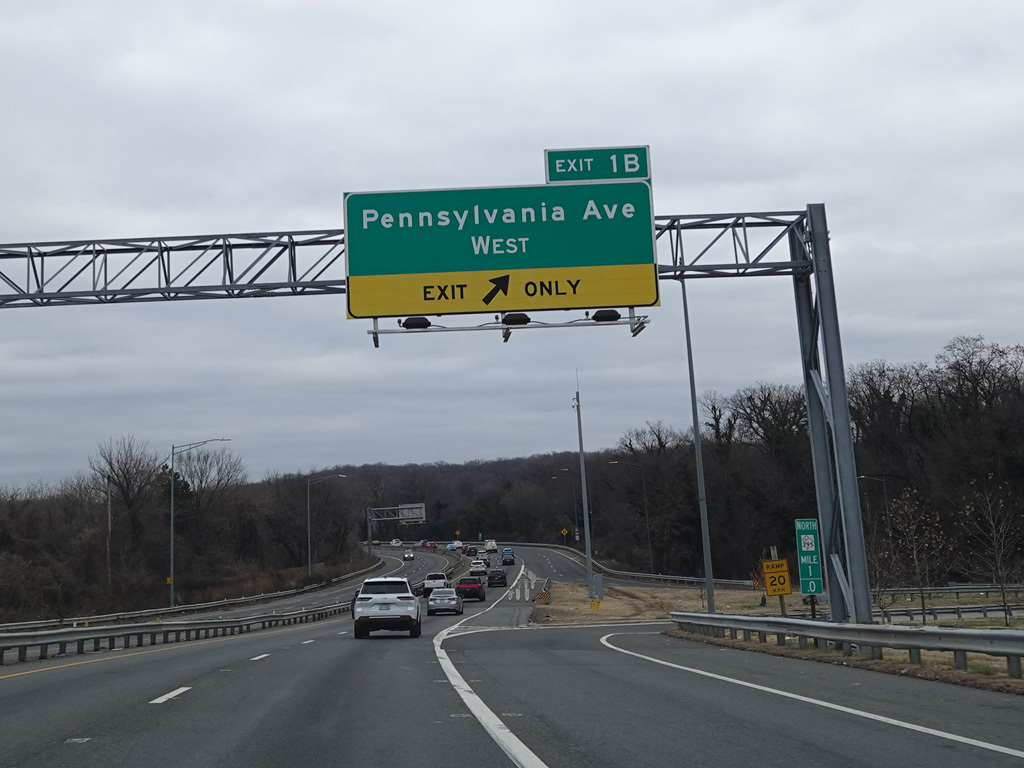 East Coast Roads - District of Columbia Route 295 - Anacostia Freeway ...