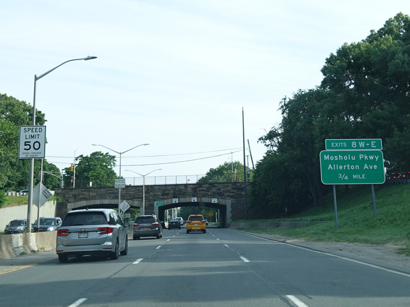 East Coast Roads - Bronx Parkway - Southbound Views