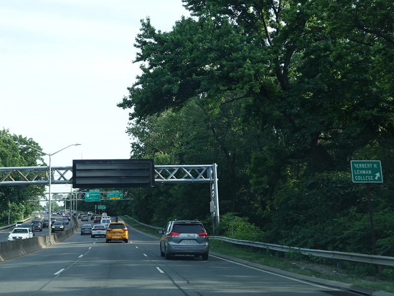 East Coast Roads - Bronx Parkway - Southbound Views